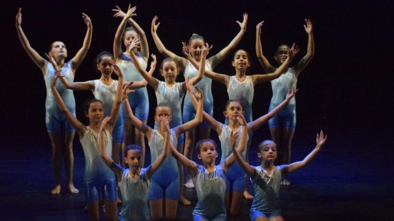 Dance Camp for Girls - modern young performance - Belvoir Terrace ...
